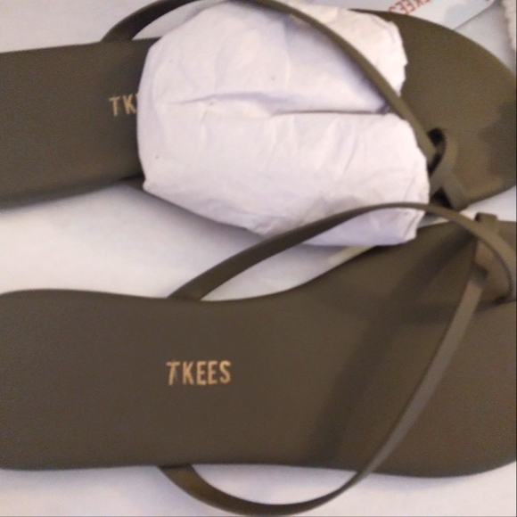 Teekee | Shoes | Tkee Olive Green Sandle | Poshmark